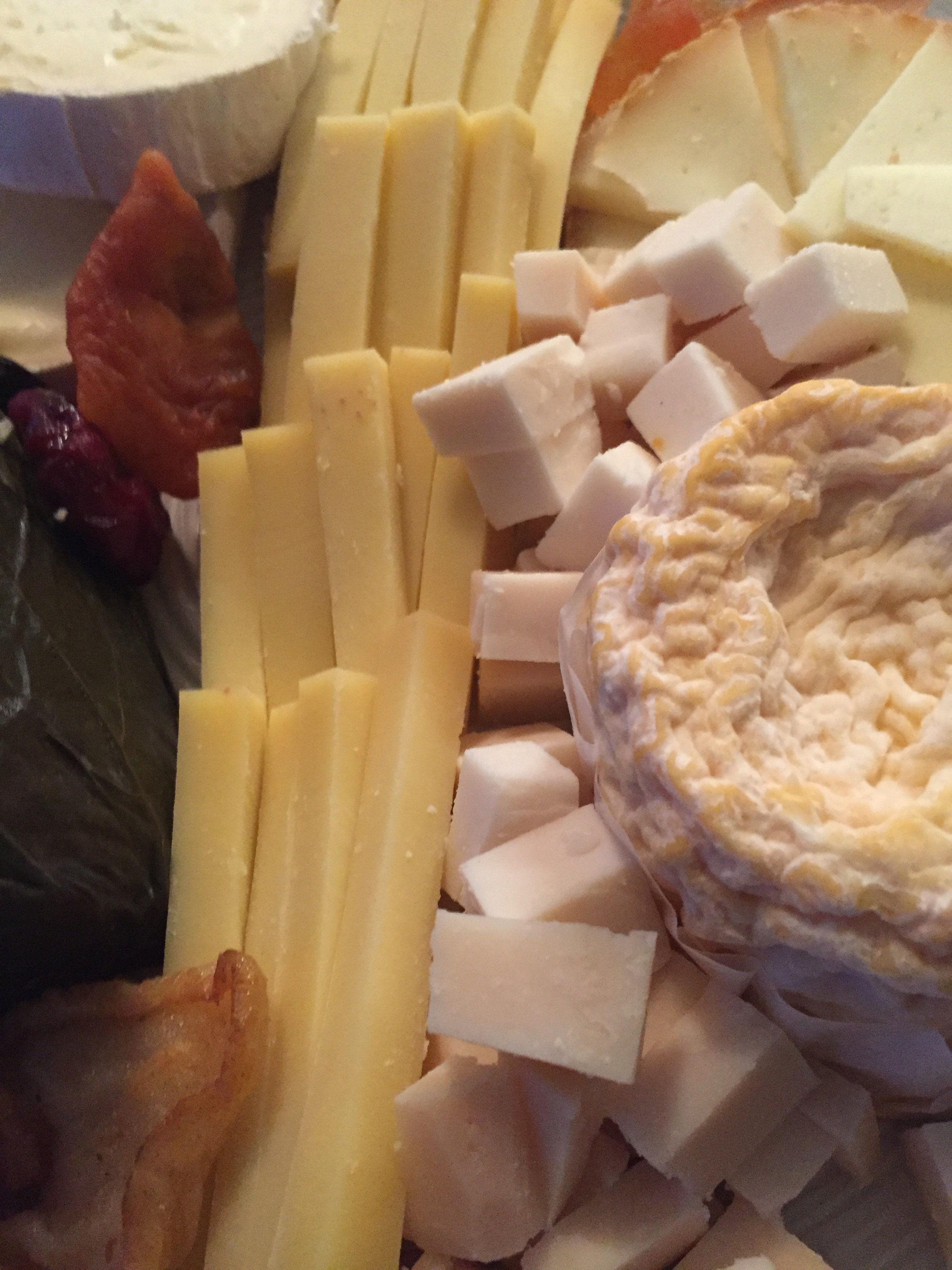 bubbly + cheese – ARTEFACT HOME | GARDEN